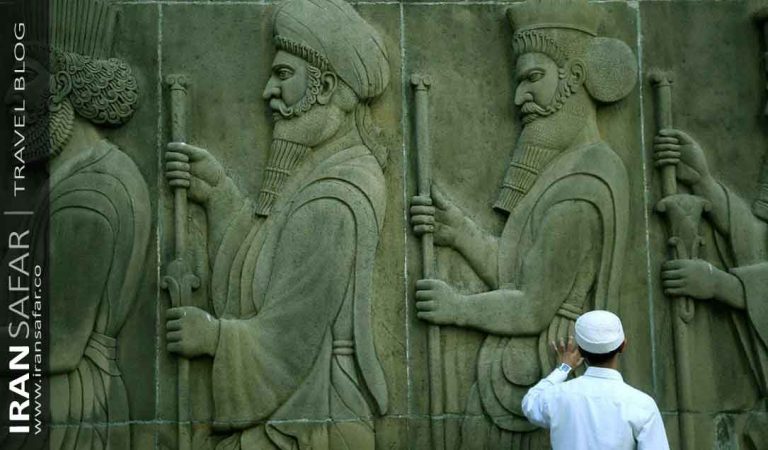 Les Temples du Feu en Iran : Symboles de Pureté Zoroastrienne