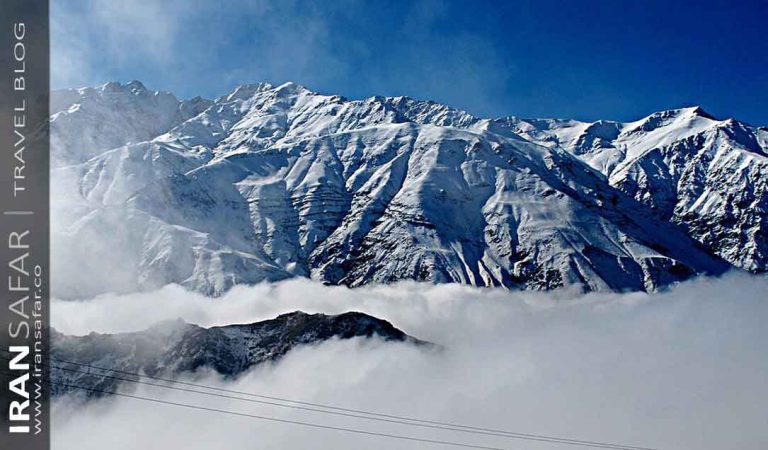 La chaîne de montagnes Alborz : Un monument naturel majestueu