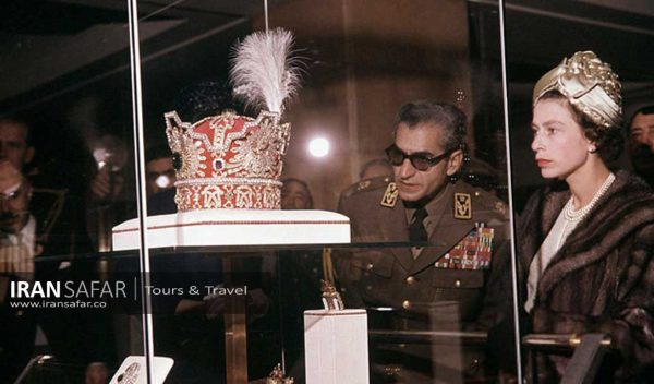 Iran National Jewels Museum - Crown Jewels Treasury of Tehran