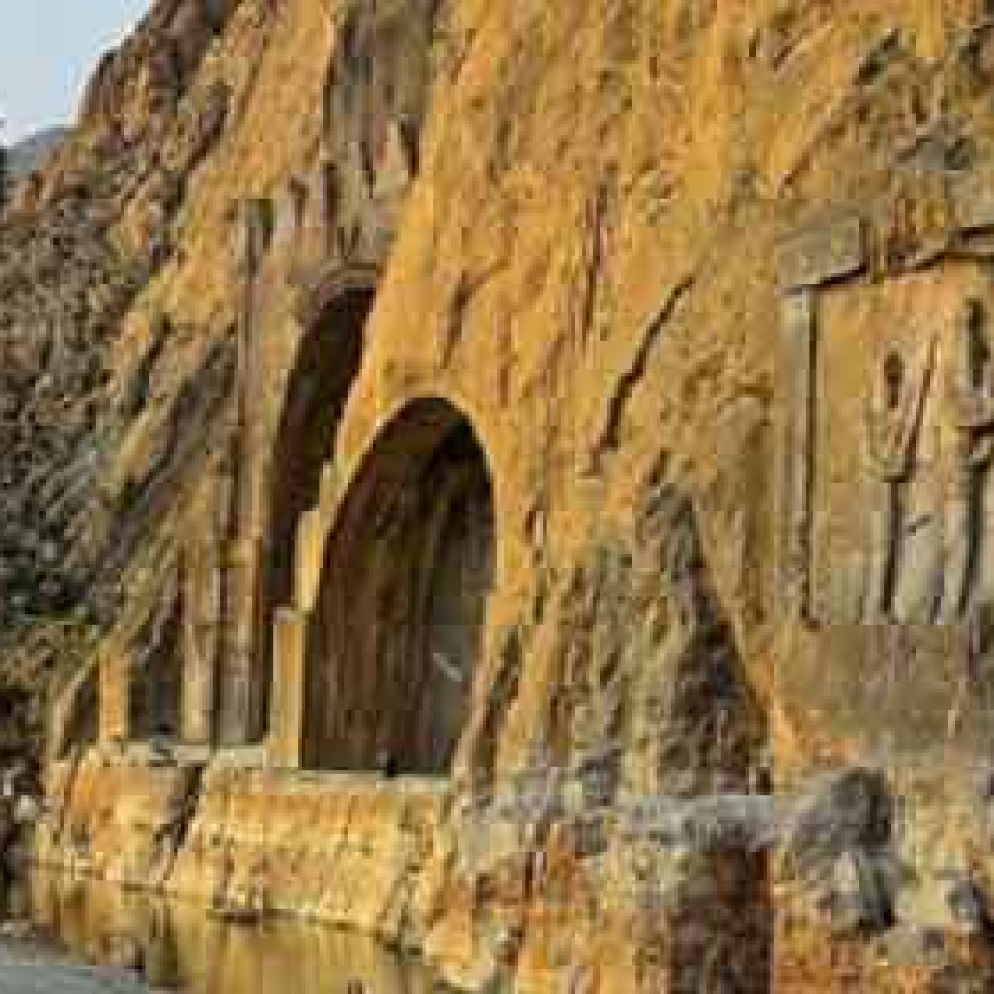 Architectural Features in Ancient Persia - Iran Safar