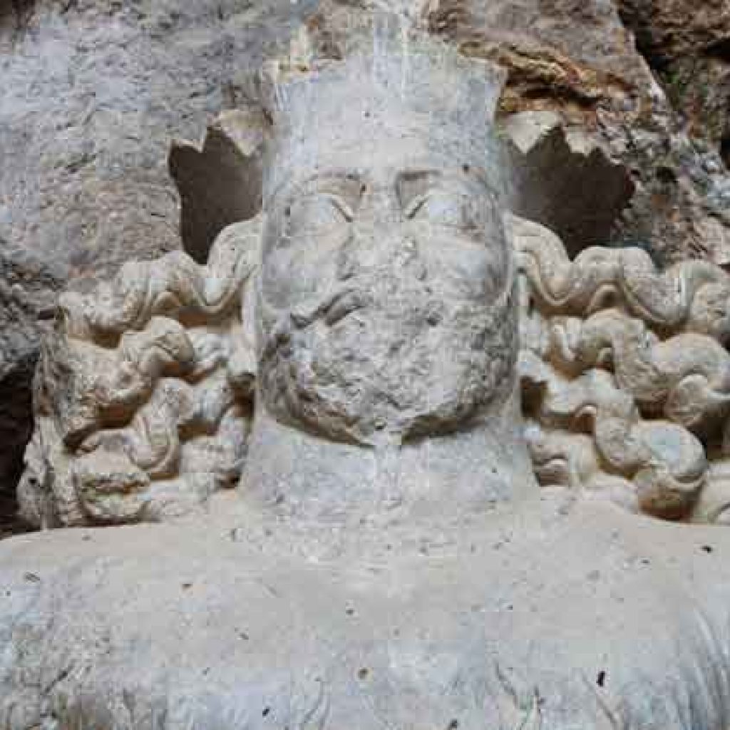 Architectural Features in Ancient Persia - Iran Safar