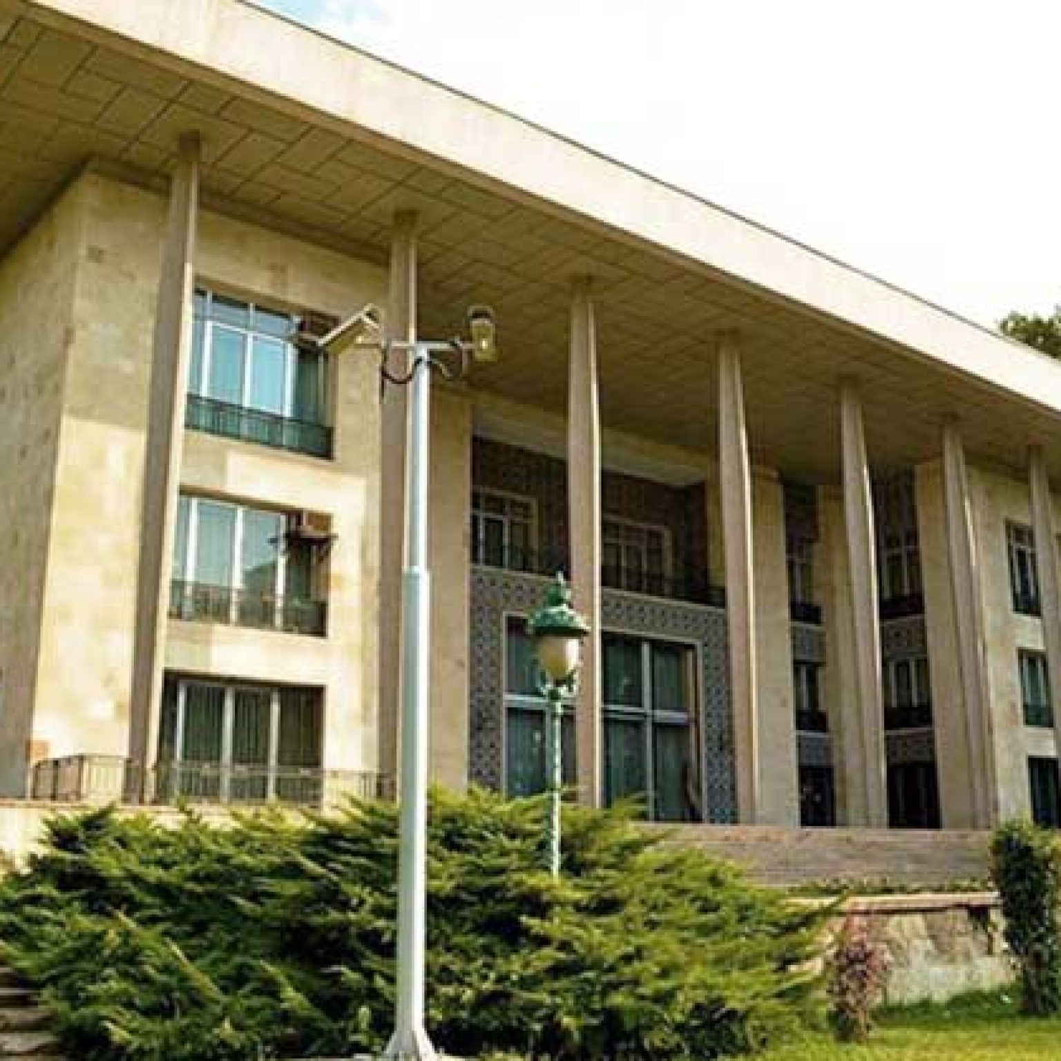 Iran National Jewels Museum - Crown Jewels Museum (Tehran)